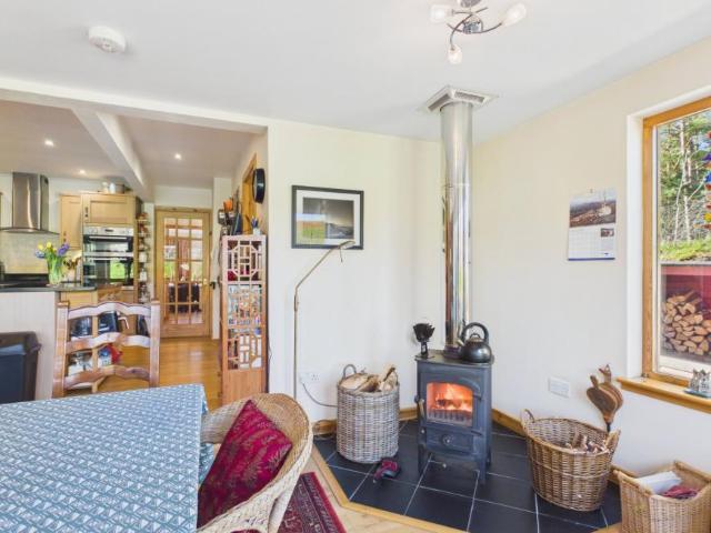 House 3 Bedroom For Sale Newtonmore Newtonmore 320000 ES101725839