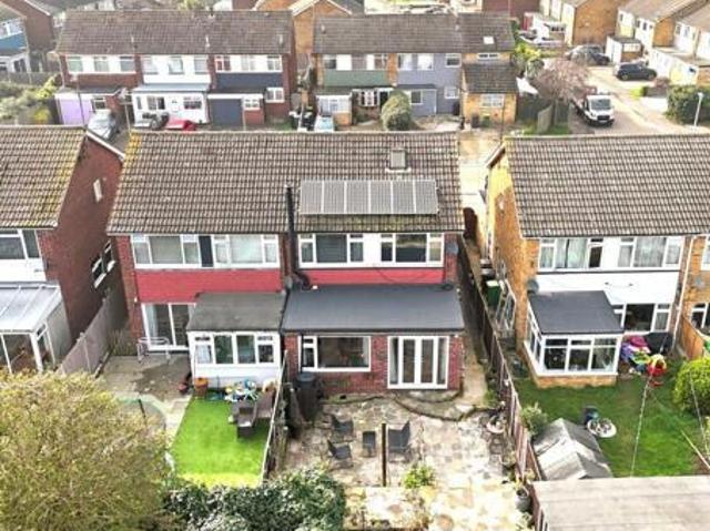 House 3 Bedroom For Sale Southend On Sea Southend on Sea 375000 ES100987906