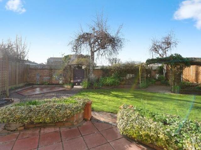 House 3 Bedroom For Sale Southend Southend on Sea 370000 ELS99688529