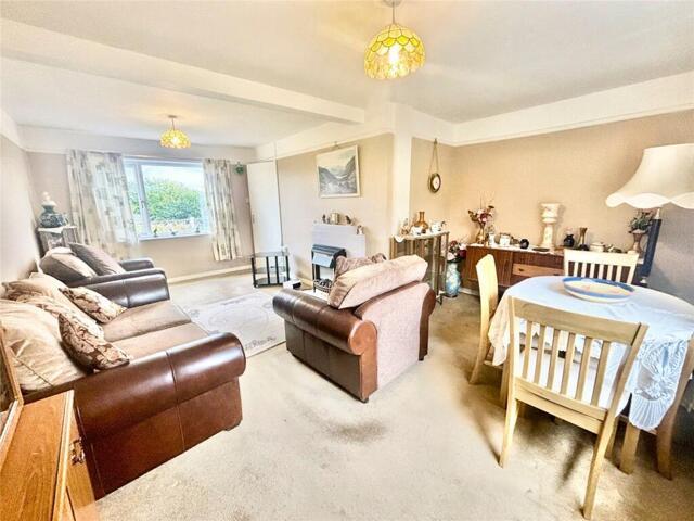 House 3 Bedroom For Sale Somerset Somerset 270000 ES100854907