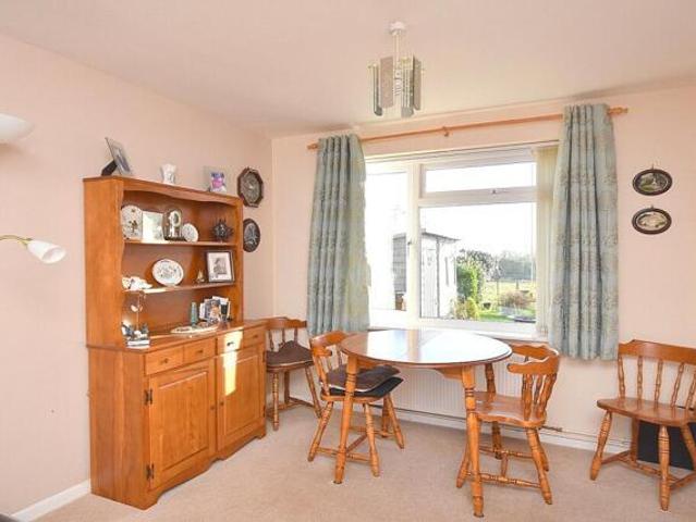 House 3 Bedroom For Sale Somerset Somerset 295000 ES100503421