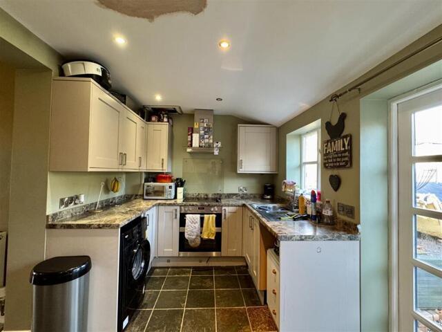 House 3 Bedroom For Sale Sedbury Gloucestershire 289950 ES99986676