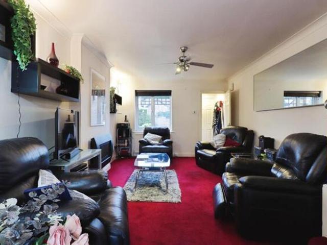 House 3 Bedroom For Sale Sheffield Barnsley 360000 ES98404567