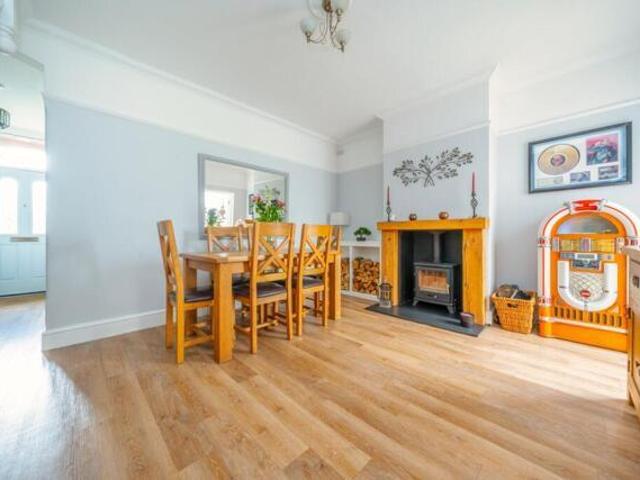 House 3 Bedroom For Sale Shepperton Surrey 625000 ES99437071