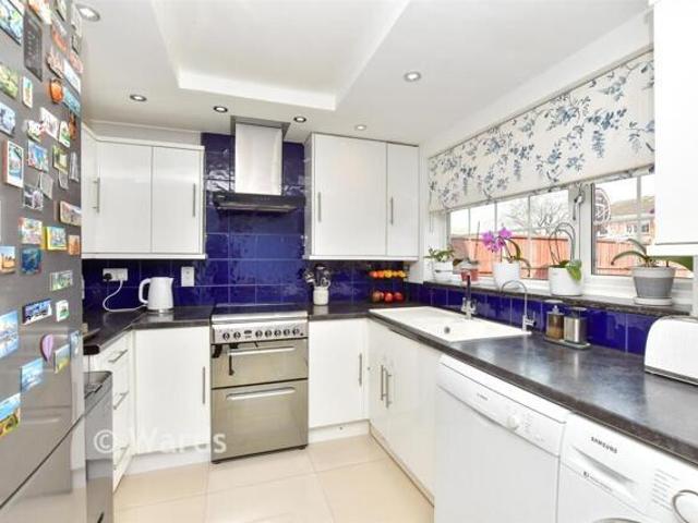 House 3 Bedroom For Sale Sittingbourne Kent 270000 ES101892380