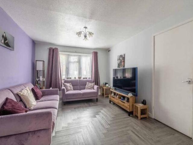 House 3 Bedroom For Sale Slough Slough 655000 ELS99773779