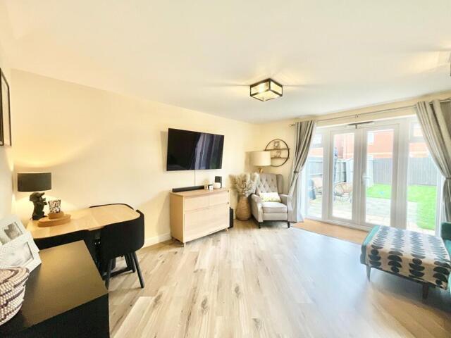 House 3 Bedroom For Sale Stafford Staffordshire 230000 ELS99237213