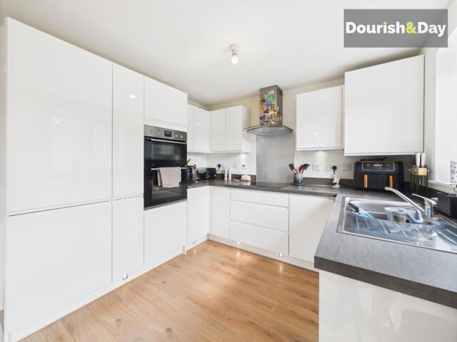 House 3 Bedroom For Sale Stafford Staffordshire 270000 ES99290624