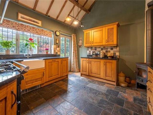 House 3 Bedroom For Sale Staffordshire Staffordshire 450000 ELS99237101