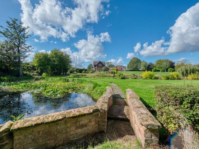 House 3 Bedroom For Sale Staffordshire Staffordshire 850000 ELS100263274