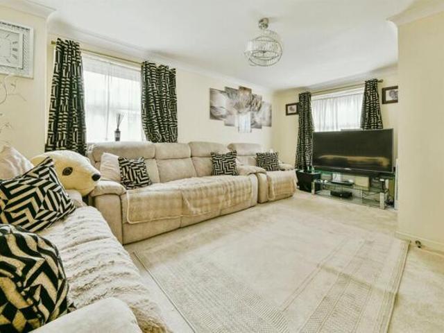 House 3 Bedroom For Sale Stevenage Hertfordshire 355000 ELS100540622
