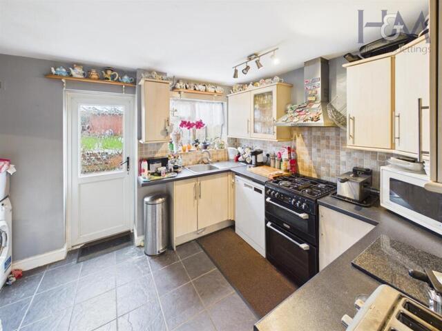 House 3 Bedroom For Sale Stevenage Hertfordshire 365000 ES100881589