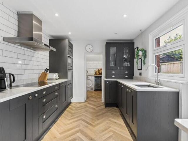 House 3 Bedroom For Sale Stevenage Hertfordshire 475000 ELS100786979