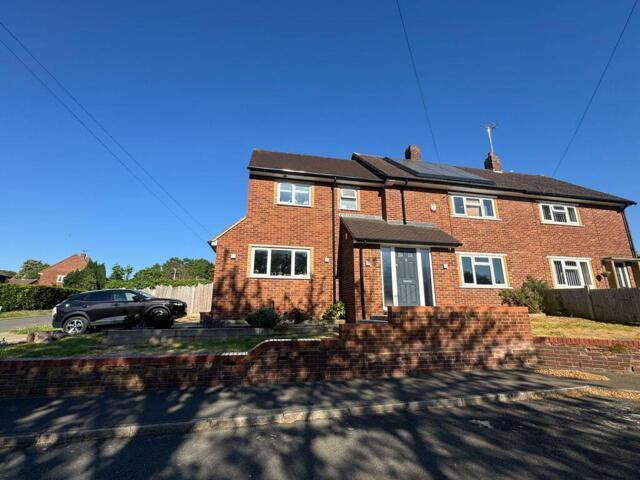 House 3 Bedroom For Sale Stevenage Hertfordshire 560000 ES100342912