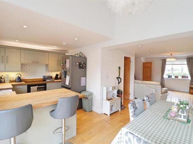 House 3 Bedroom For Sale Stisted Stisted 375000 ES99380812