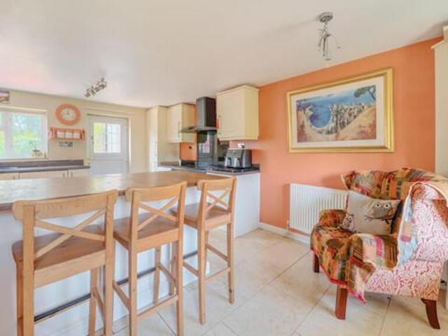 House 3 Bedroom For Sale Stone Gloucestershire 325000 ELS98834574