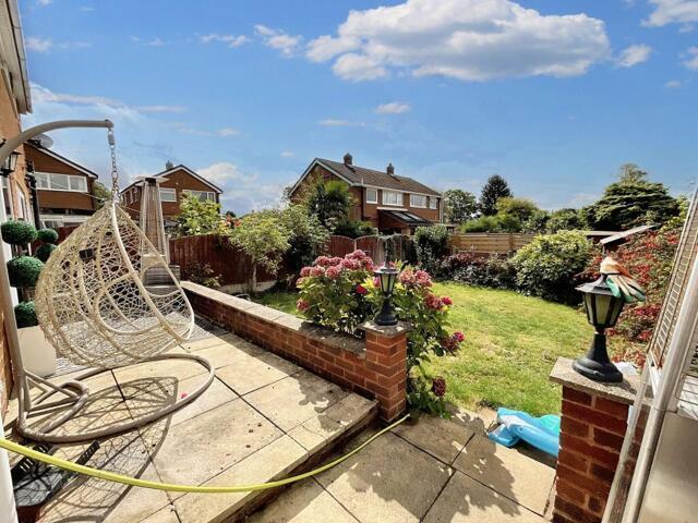 House 3 Bedroom For Sale Stone Staffordshire 260000 ES100058060