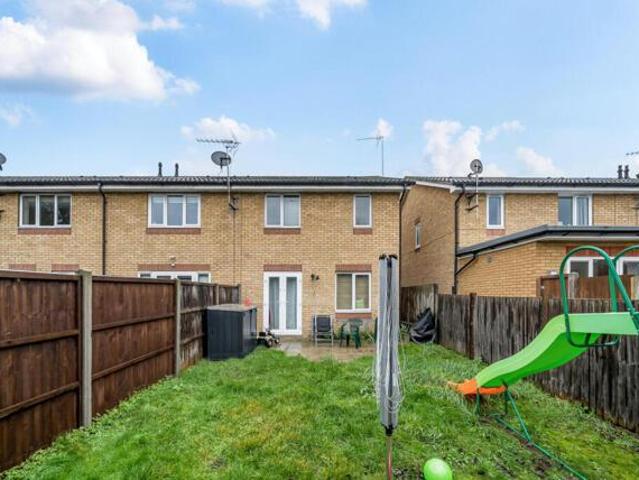 House 3 Bedroom For Sale Sunbury Surrey 525000 ES99344843