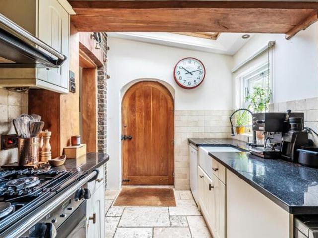 House 3 Bedroom For Sale Surrey Great London 465000 ES100058347