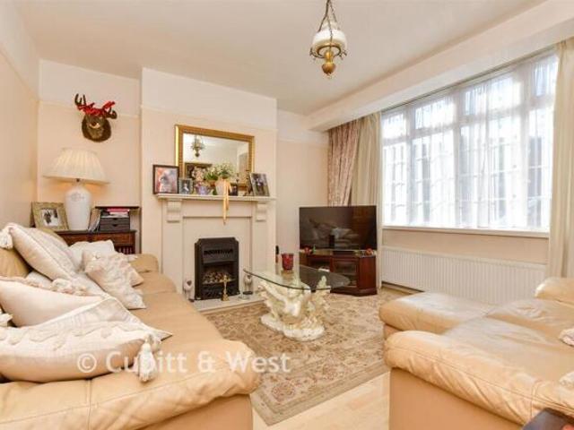 House 3 Bedroom For Sale Surrey Great London 396500 ES99986685