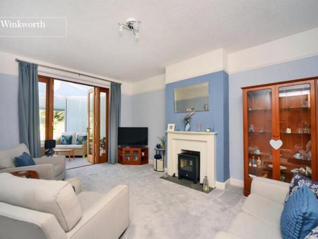 House 3 Bedroom For Sale Surrey Greater London 850000 ELS99952324