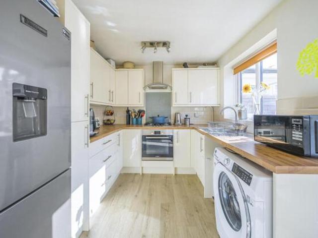 House 3 Bedroom For Sale Surrey Surrey 400000 ES99735889