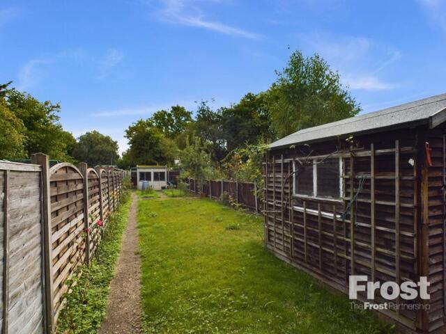 House 3 Bedroom For Sale Surrey Surrey 425000 ELS98834397