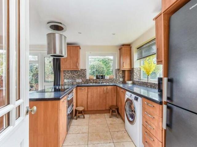 House 3 Bedroom For Sale Surrey Surrey 425000 ELS99926404