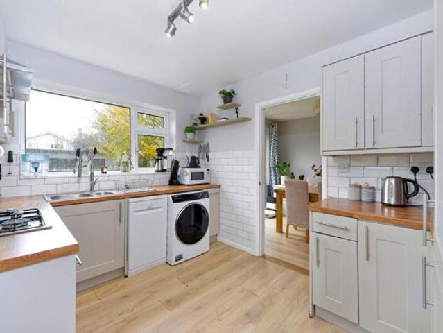 House 3 Bedroom For Sale Surrey Surrey 625000 ES99277762