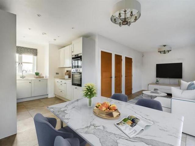 House 3 Bedroom For Sale Surrey Surrey 649950 ES100456442