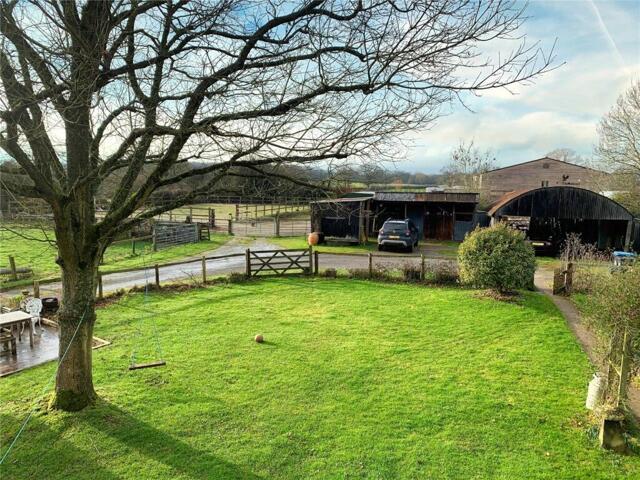 House 3 Bedroom For Sale Surrey Surrey 1100000 ELS100540979