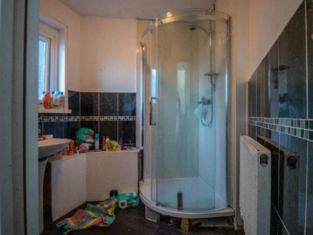 House 3 Bedroom For Sale Swansea Swansea 100000 ELS99290532