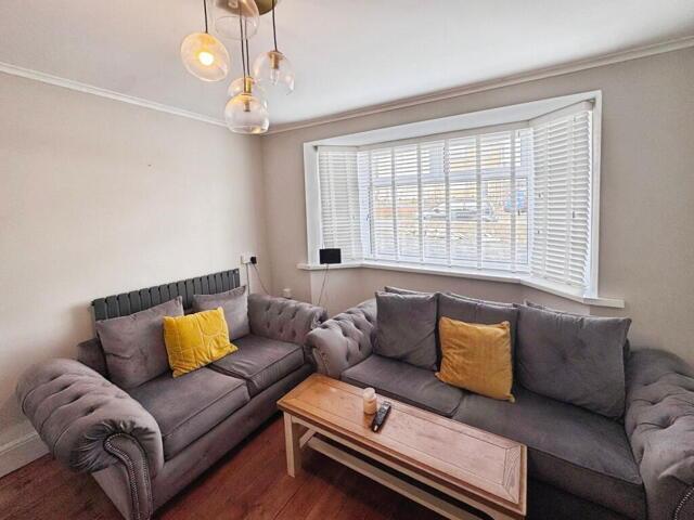 House 3 Bedroom For Sale Swansea Swansea 220000 ELS101351823