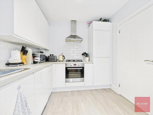 House 3 Bedroom For Sale Swansea Swansea 300000 ELS101743266
