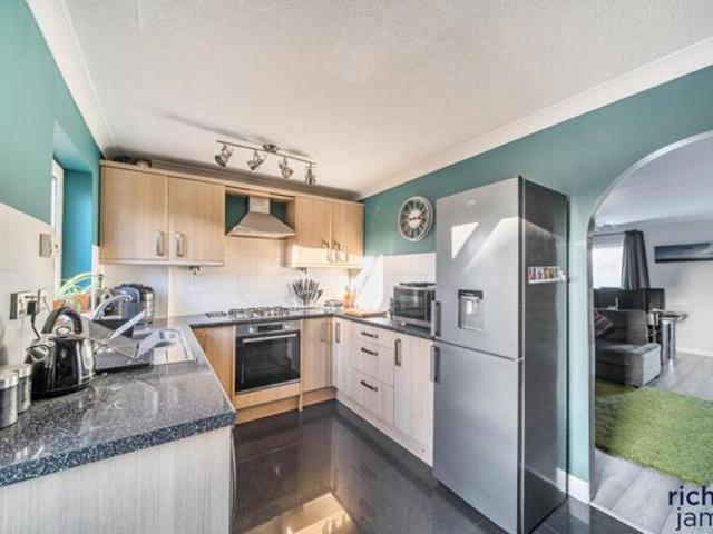 House 3 Bedroom For Sale Swindon Swindon 250000 ELS99380948