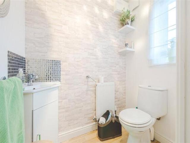 House 3 Bedroom For Sale Swindon Swindon 300000 ES99895157
