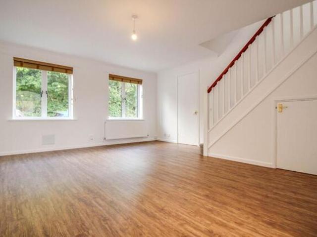 House 3 Bedroom For Sale Swindon Swindon 325000 ELS101060241