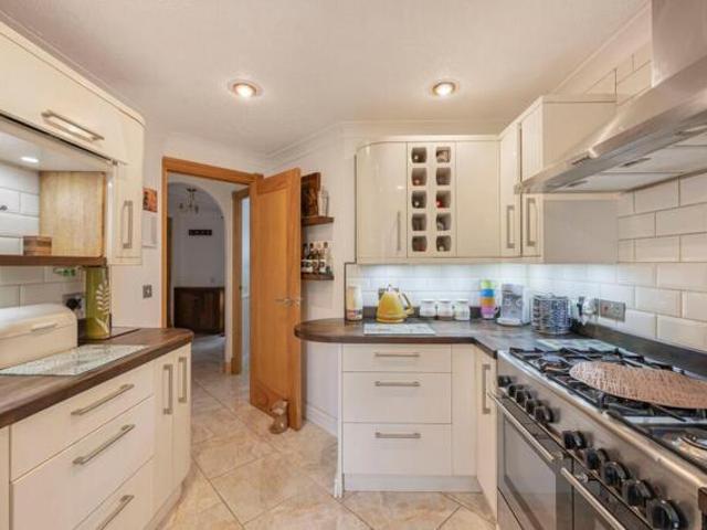 House 3 Bedroom For Sale Swindon Swindon 335000 ES98718408