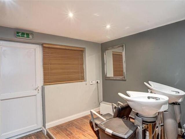 House 3 Bedroom For Sale Swindon Swindon 460000 ES99130059