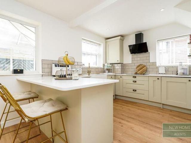 House 3 Bedroom For Sale Pontefract Wakefield 220000 ES101891959