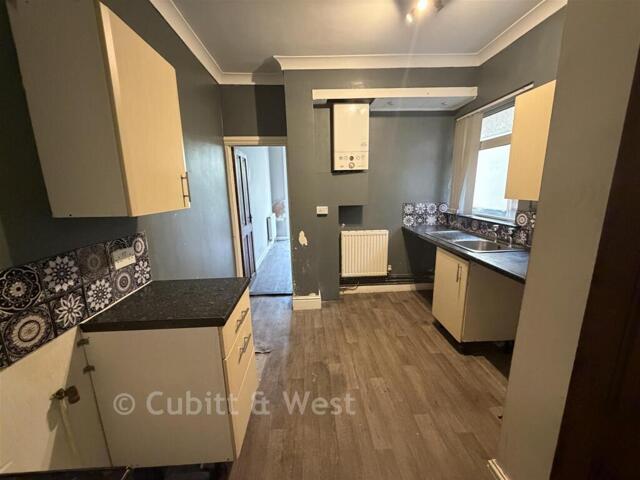 House 3 Bedroom For Sale Portsmouth Hampshire 185000 ES101352018