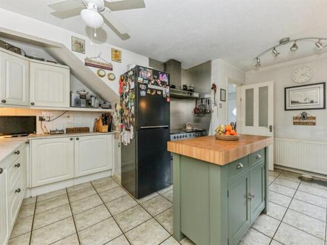 House 3 Bedroom For Sale Peterborough Cambridgeshire 350000 ES101168656