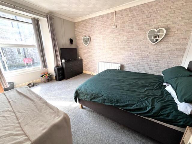House 3 Bedroom For Sale Pembroke Dock Pembrokeshire 100000 ELS99290468