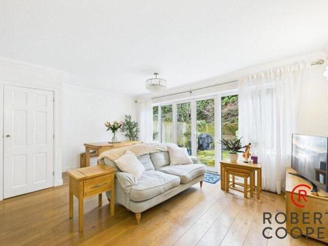 House 3 Bedroom For Sale Pinner Greater London 575000 ELS100786419