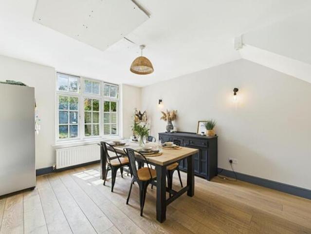 House 3 Bedroom For Sale Pinner Greater London 600000 ES100366465