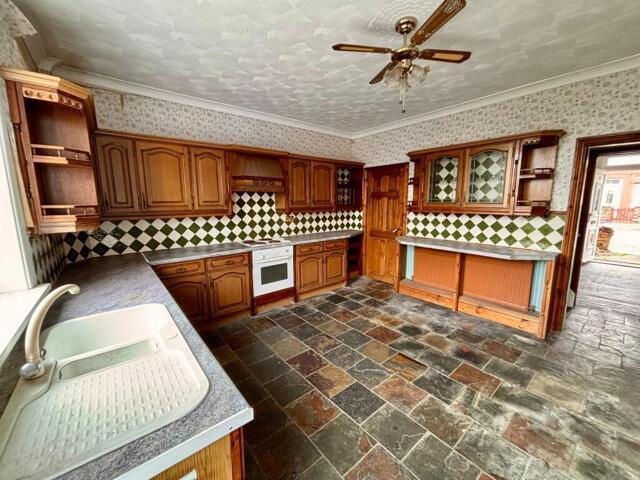 House 3 Bedroom For Sale Rotherham Rotherham 16000 ES100578749