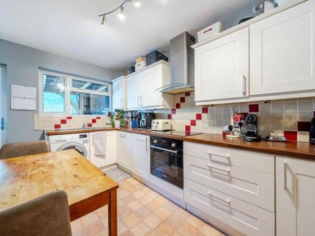 House 3 Bedroom For Sale Rochester Kent 310000 ES99926434