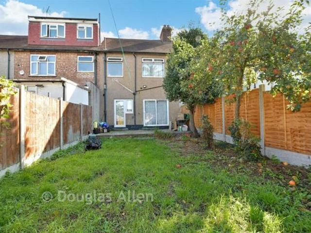 House 3 Bedroom For Sale Romford Essex 450000 ELS99092750