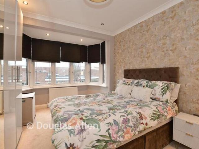 House 3 Bedroom For Sale Romford Essex 575000 ES99204044