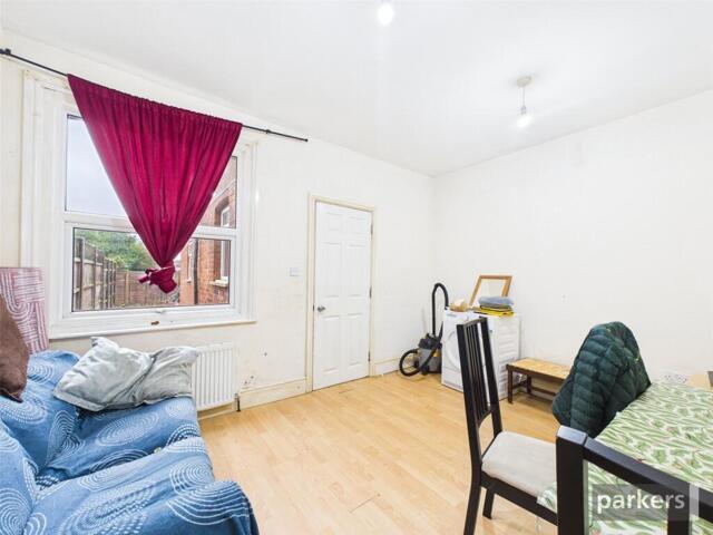 House 3 Bedroom For Sale Reading Reading 350000 ES100057861
